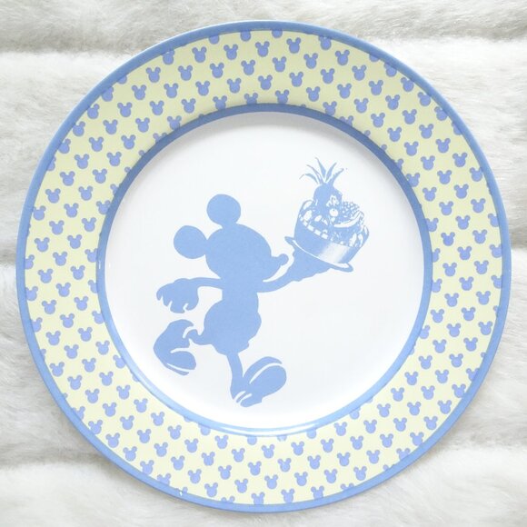 Disney | Dining | Disney Collectable Mickey Mouse Plate 6 34 Blue ...